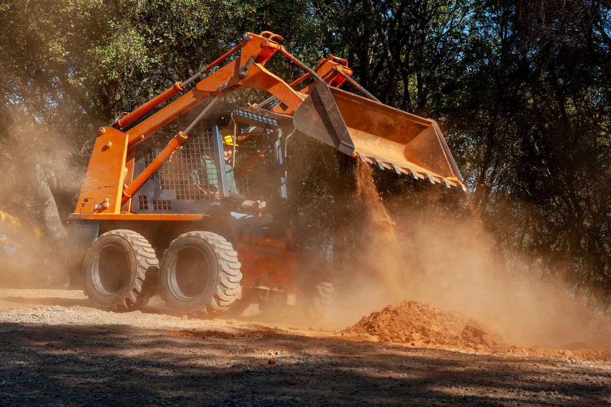 Top 8 Best Skid Steer Brands In The USA For Contractors